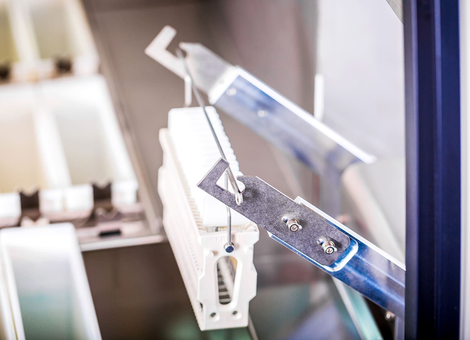 Slee MAS Staining System | GMI - Trusted Laboratory Solutions